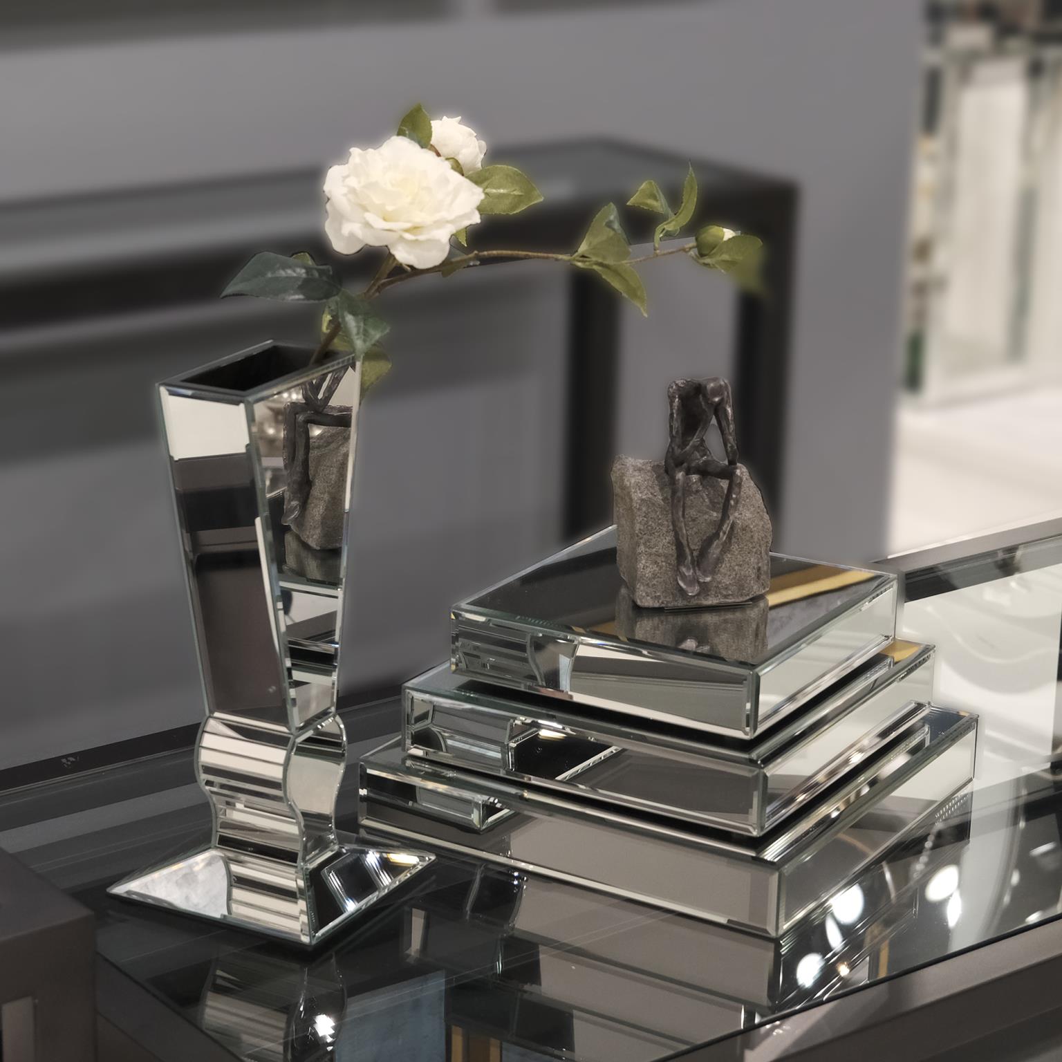 Type II | Accessories | Square Mirrored Display Platforms - set of 3 ...
